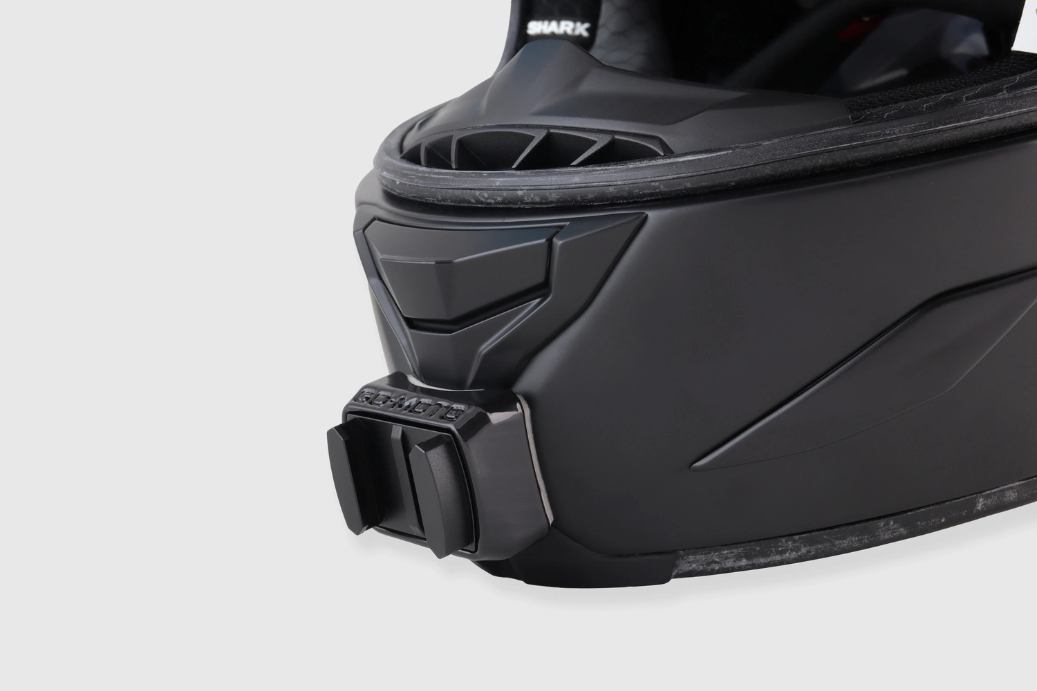 SHARK AERON (GP) Chin Mount - Go Moto